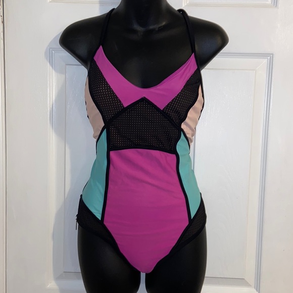 Body Glove | Swim | Body Glove One Piece Swimsuit Multi Color ...
